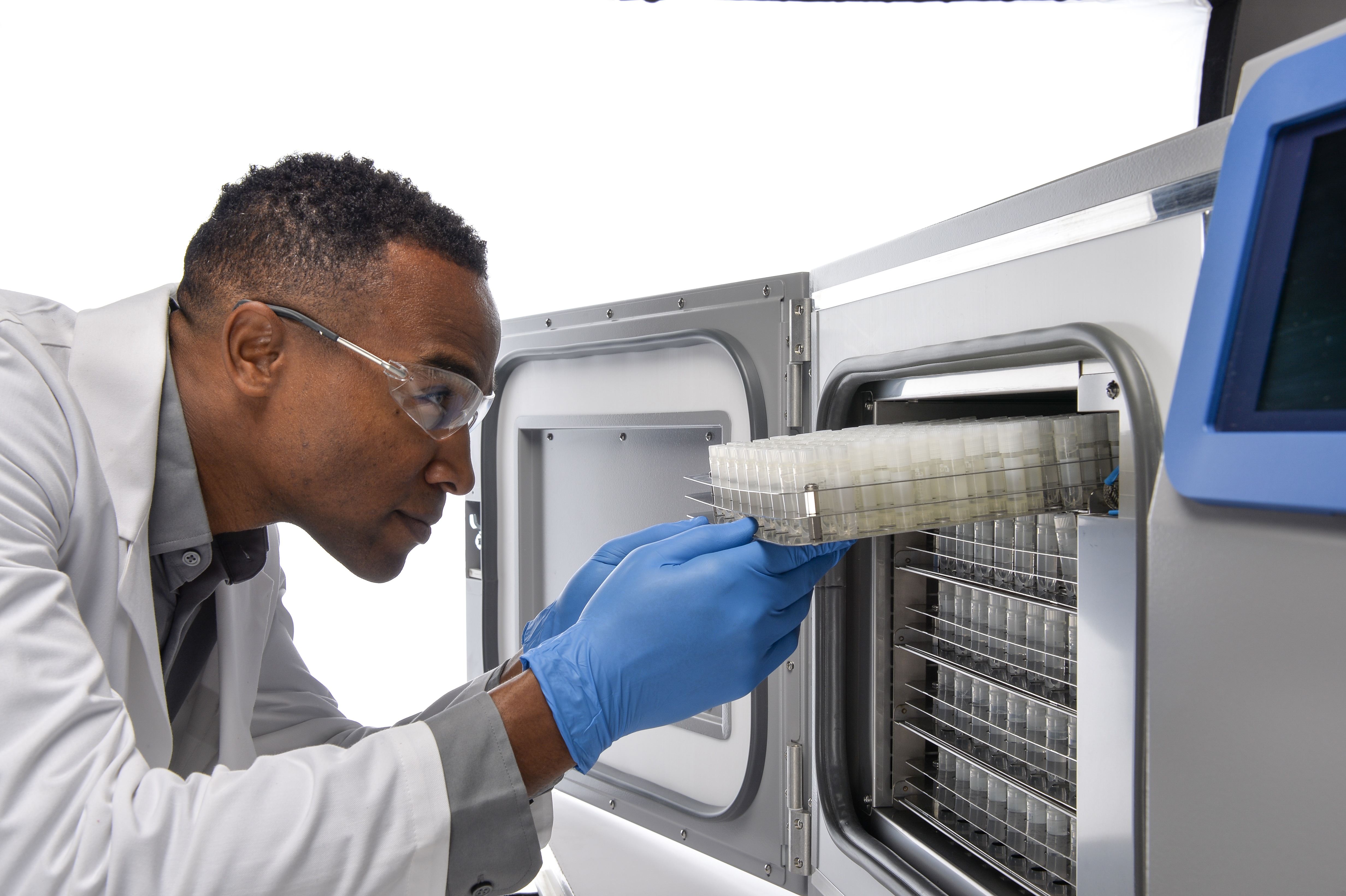New controlled-rate freezers provide optimal sample protection and ...